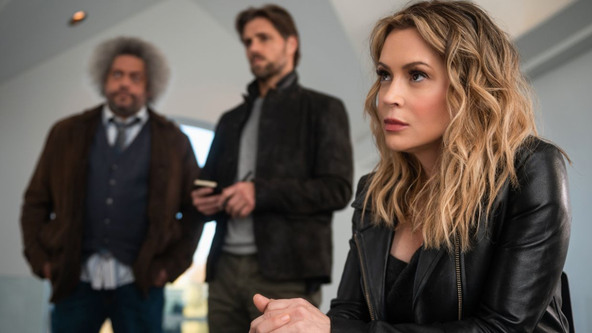 Brazen Trailer Shows Alyssa Milano Hunting Down a Serial Killer