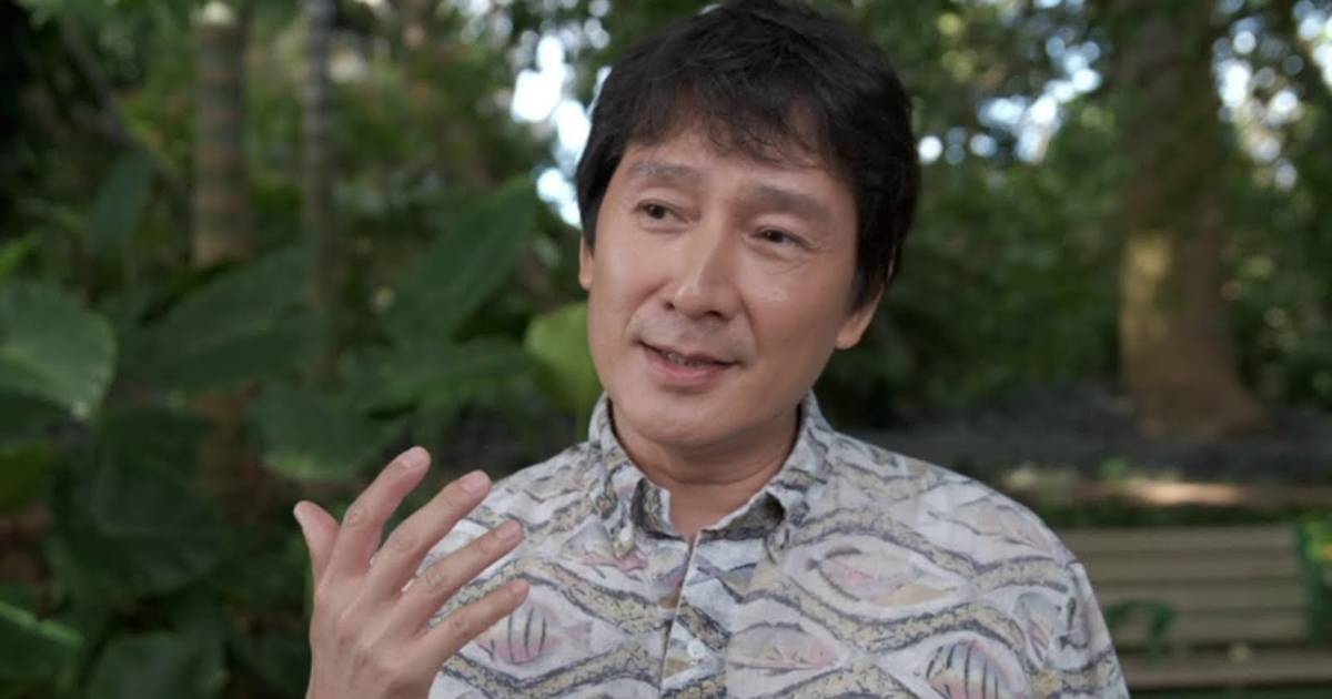 Ke Huy Quan Reunites With Temple Of Doom Director Steven Spielberg in ...