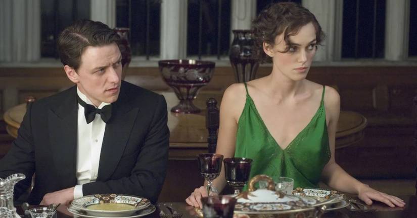 25 Tragic Movie Romances That Left Us in Pieces