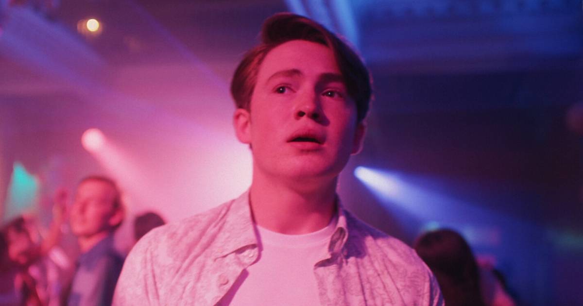 Best LGBTQ+ Coming Out Scenes in TV Shows, Ranked