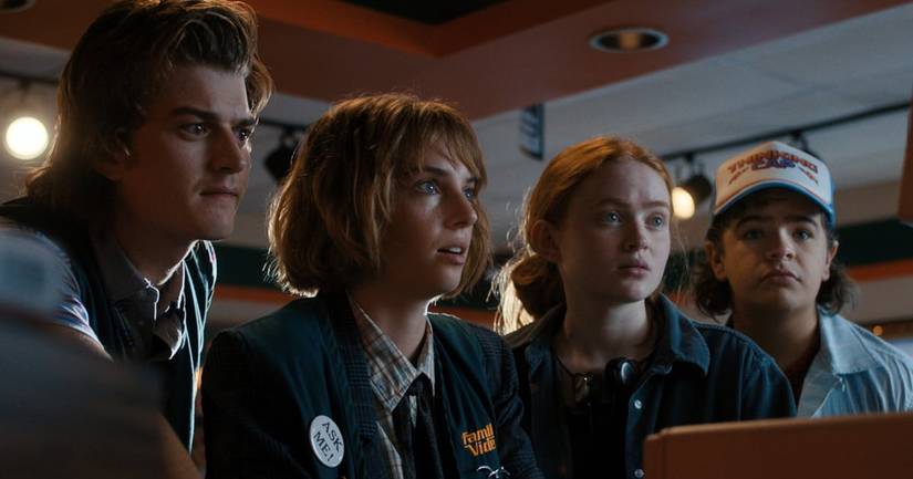 Maya Hawke Has 'Mixed' Feelings About Her Stranger Things Character ...
