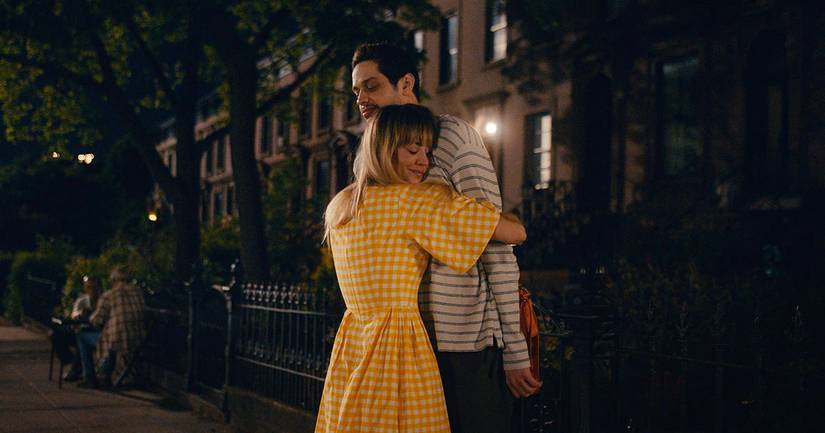 Exclusive: Alex Lehmann Talks Meet Cute and Directing Kaley Cuoco and ...