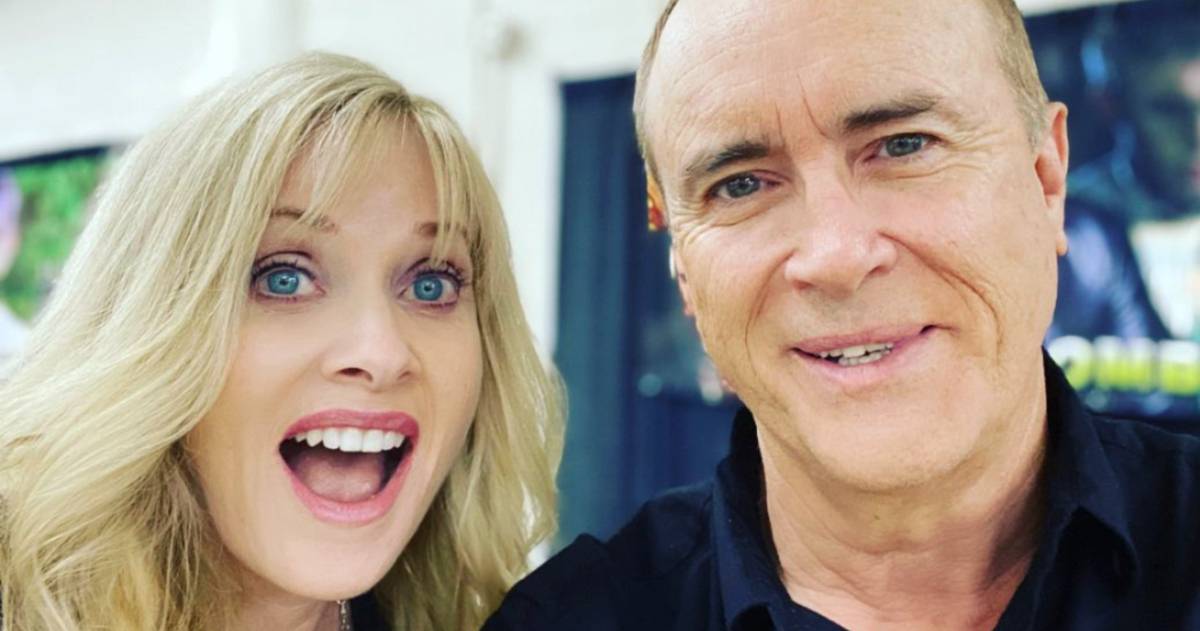 Re-Animator Stars Reunite with Dr. Hill's Head Prop from Original Film