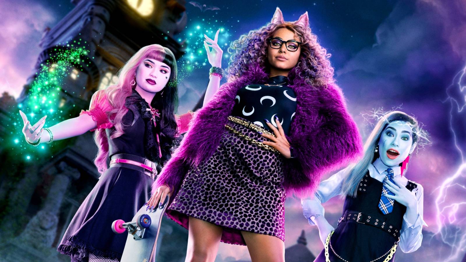 Paramount Plus's Peak Screaming 2022 Collection Offers Something for ...