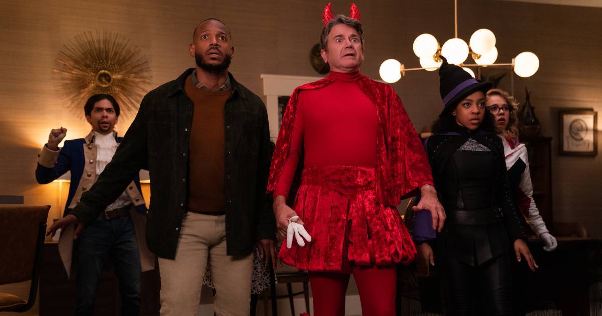 The Curse of Bridge Hollow Review: A Kid-Friendly Halloween Movie with ...