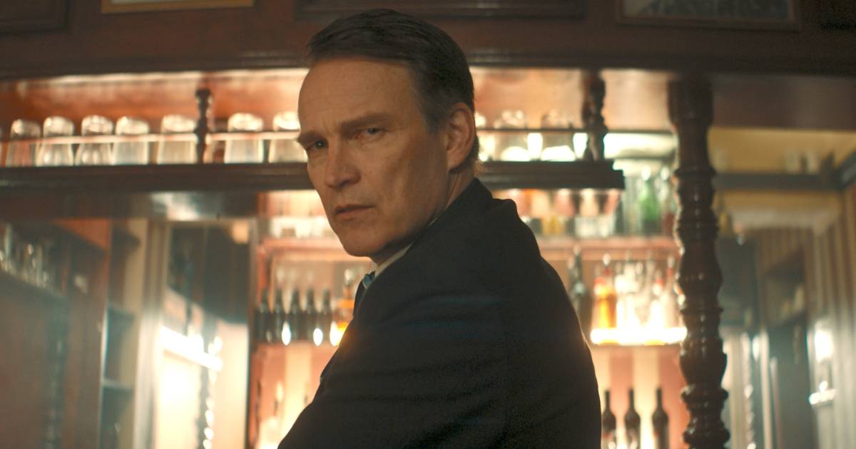 Code of Silence Trailer Has Stephen Moyer Taking on the Kray Twins in ...