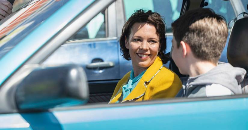 Joyride Review: Olivia Colman and Charlie Reid Go On a Feel-Good Road Trip