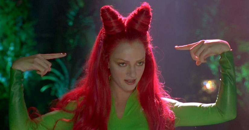 Harley Quinn and Poison Ivy's Relationship, Explained