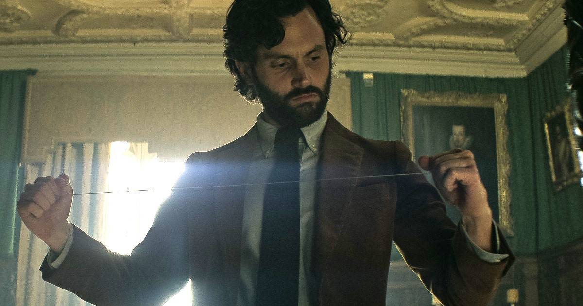 You Season 4 Images Offer First Look at Penn Badgley's Latest Victims