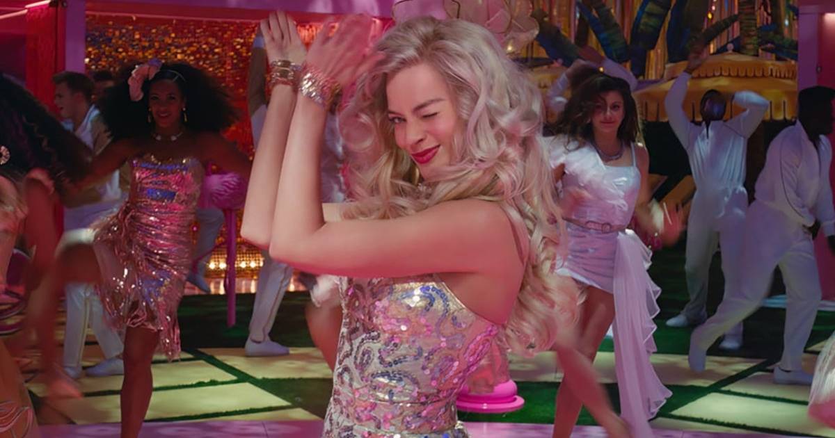 Margot Robbie's Barbie Trailer Gives The Iconic Doll A Whole New World ...
