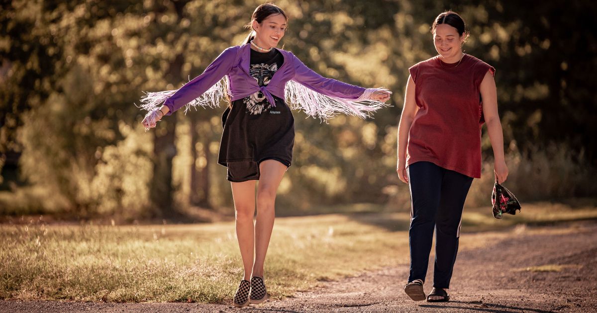 Fancy Dance Review: Lily Gladstone Leads a Heartbreaking Coming-of-Age Film