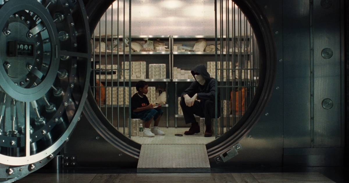 10 Heist Movies With the Craziest Plot Twists