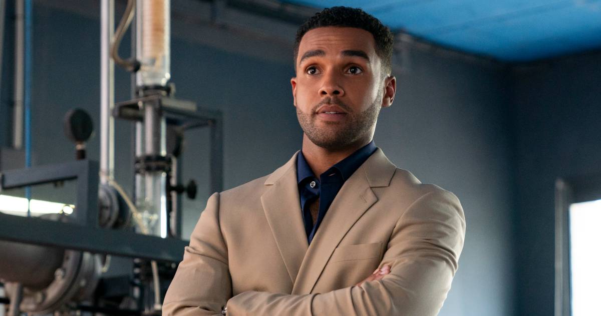 Emily in Paris Star Lucien Laviscount Becomes Latest Actor Rumored for ...