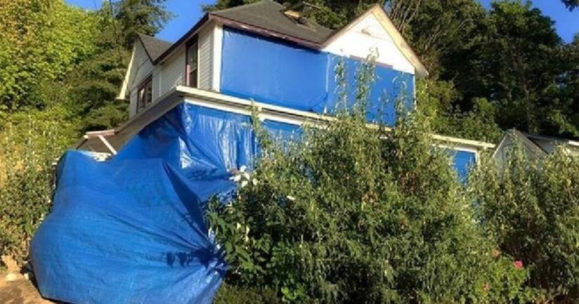 Goonies and the Unbelievable True Crime Adventures of a Canadian Yacht ...