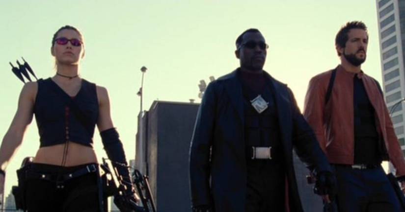10 Behind-the-Scenes Stories That Were More Interesting Than the Movies