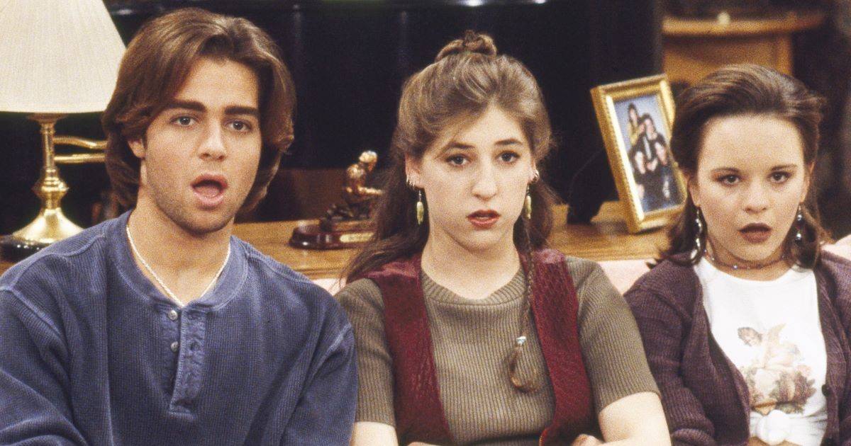Mayim Bialik Shares That Blossom Cast 'Is On Board' for Reboot