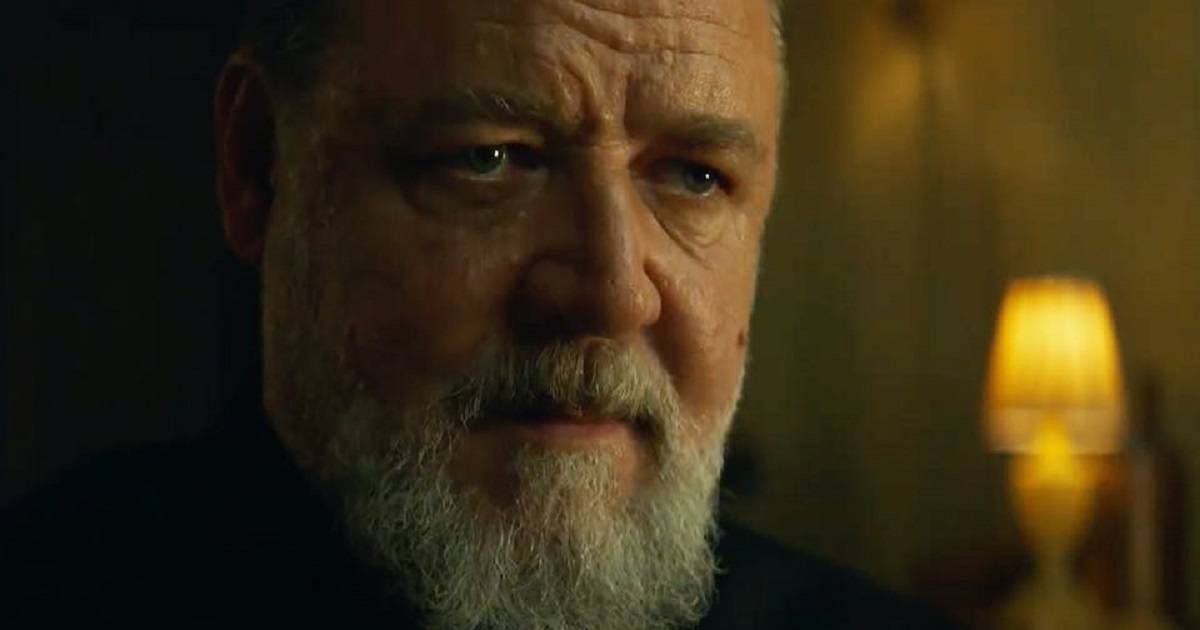 Russell Crowe Teases the 'Unexpectedly Dark World' of Spider-Man ...