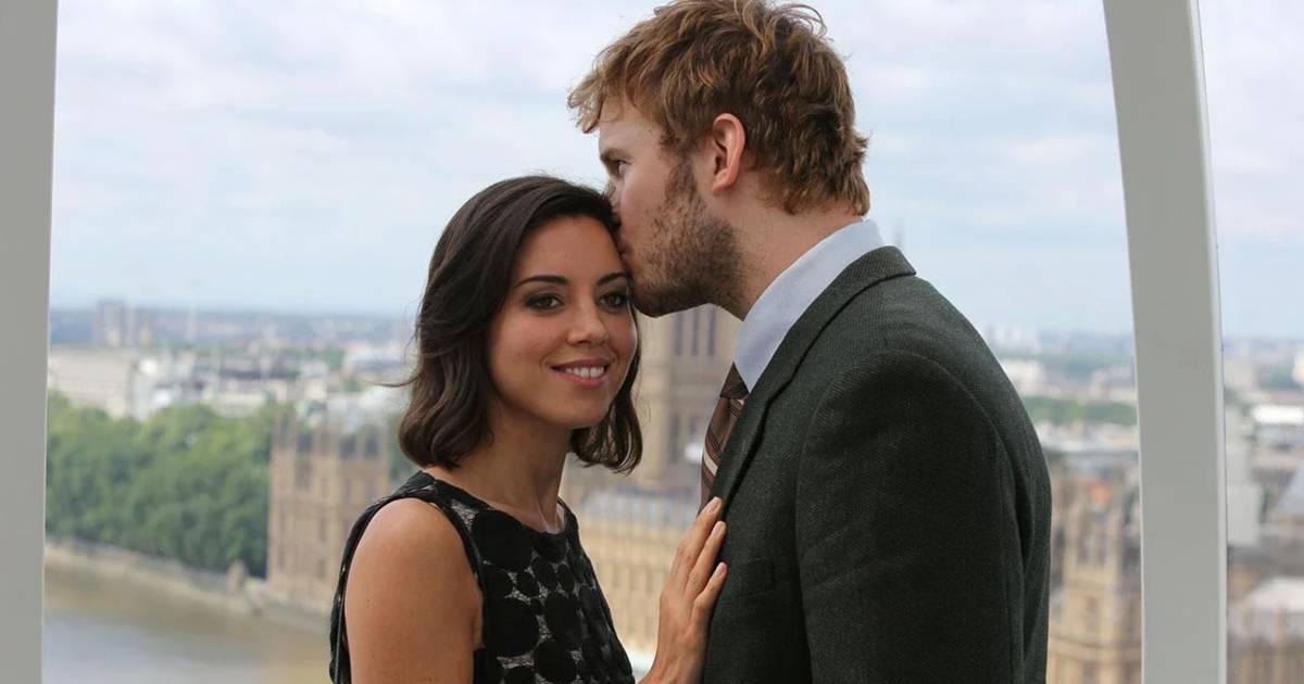 20 Famous Actors Who Got Their Start in Sitcoms