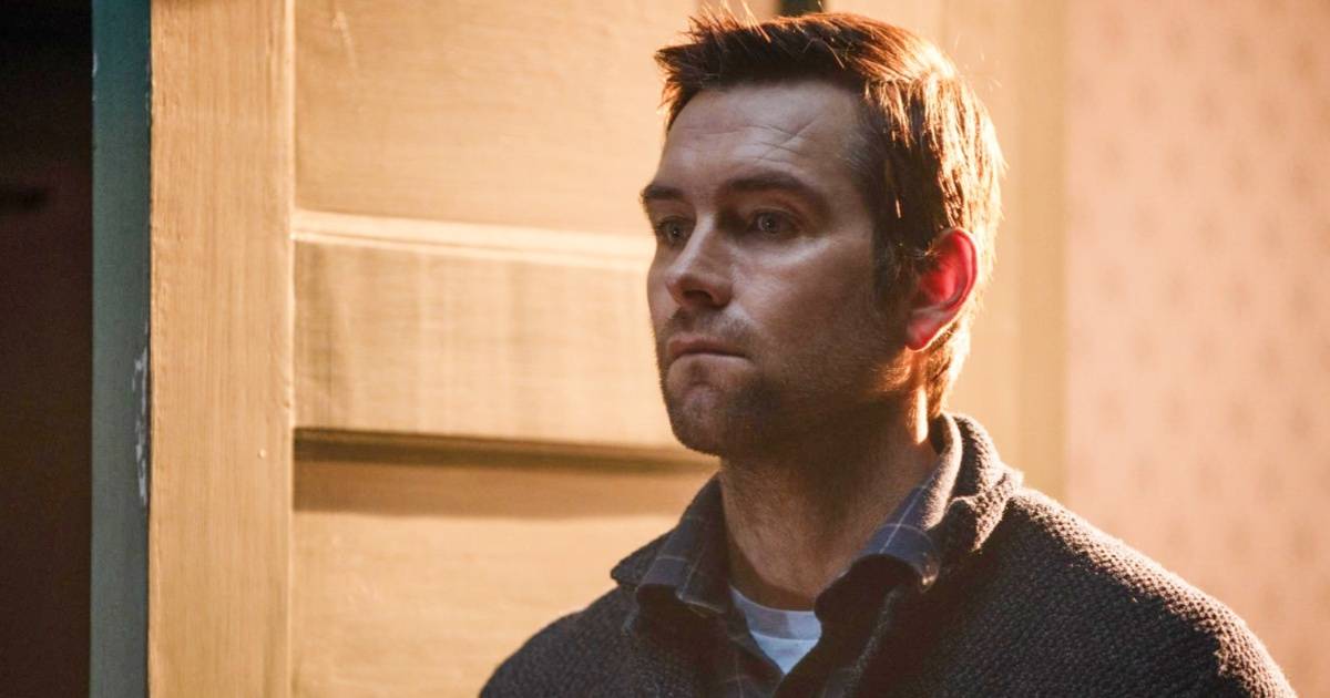 Lizzy Caplan and Antony Starr Unravel Haunting Family Secrets in Cobweb ...