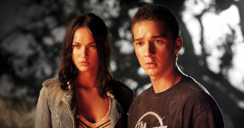 Michael Bay's Original Transformers Script Barely Included Autobots and ...