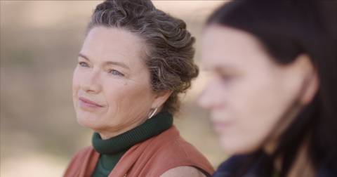 Little Bites Images Reveal Horror Icons Heather Langenkamp and Barbara ...