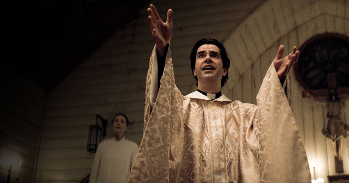 Midnight Mass Cast and Character Guide