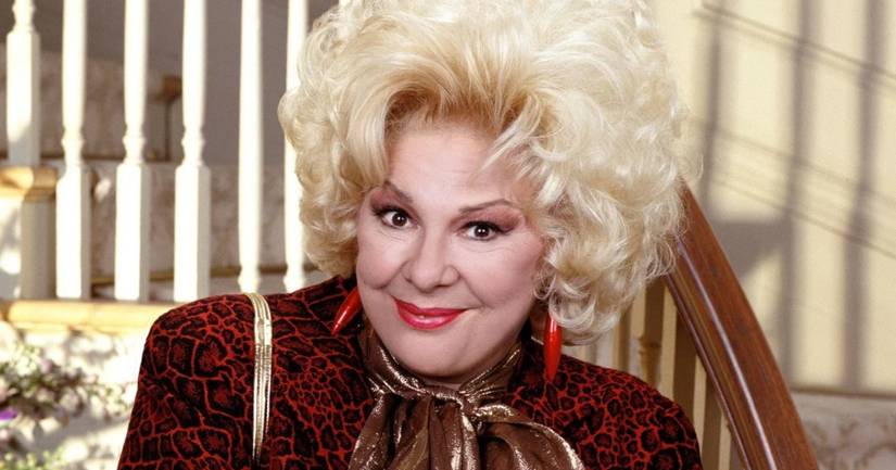 14 Fun Facts About The Nanny to Impress Your Friends With