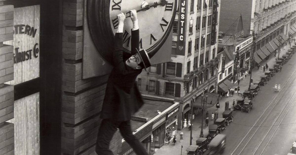 10 Times Silent Movie Stars Performed Crazy Stunts