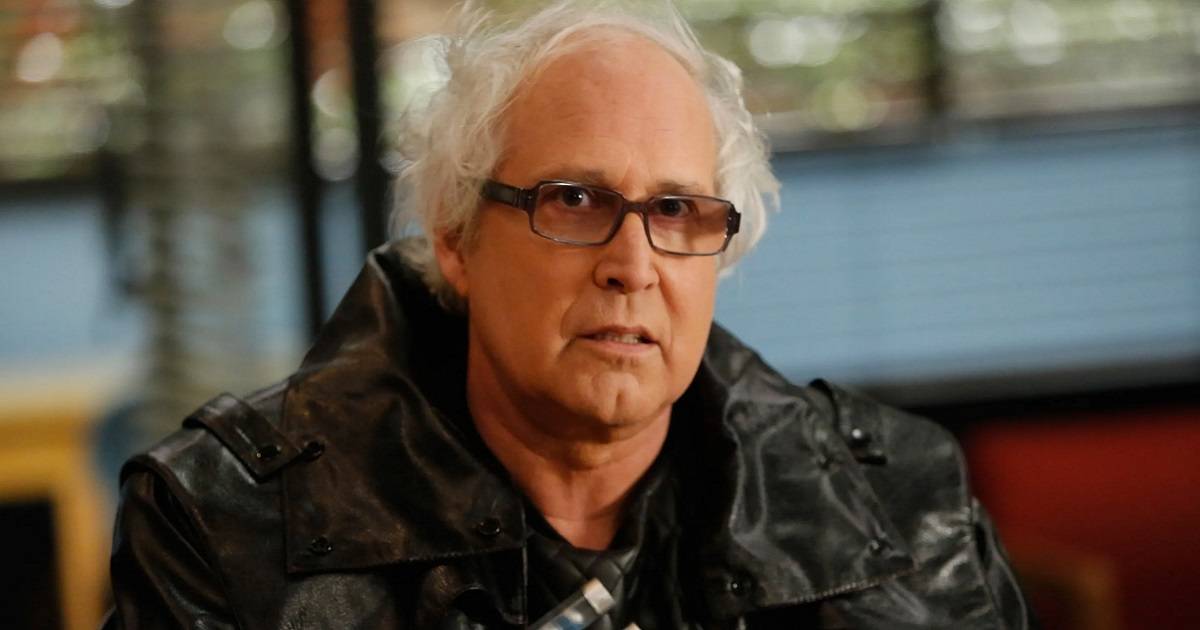 Community Star Chevy Chase Shares His Blunt Retrospect on Starring in ...