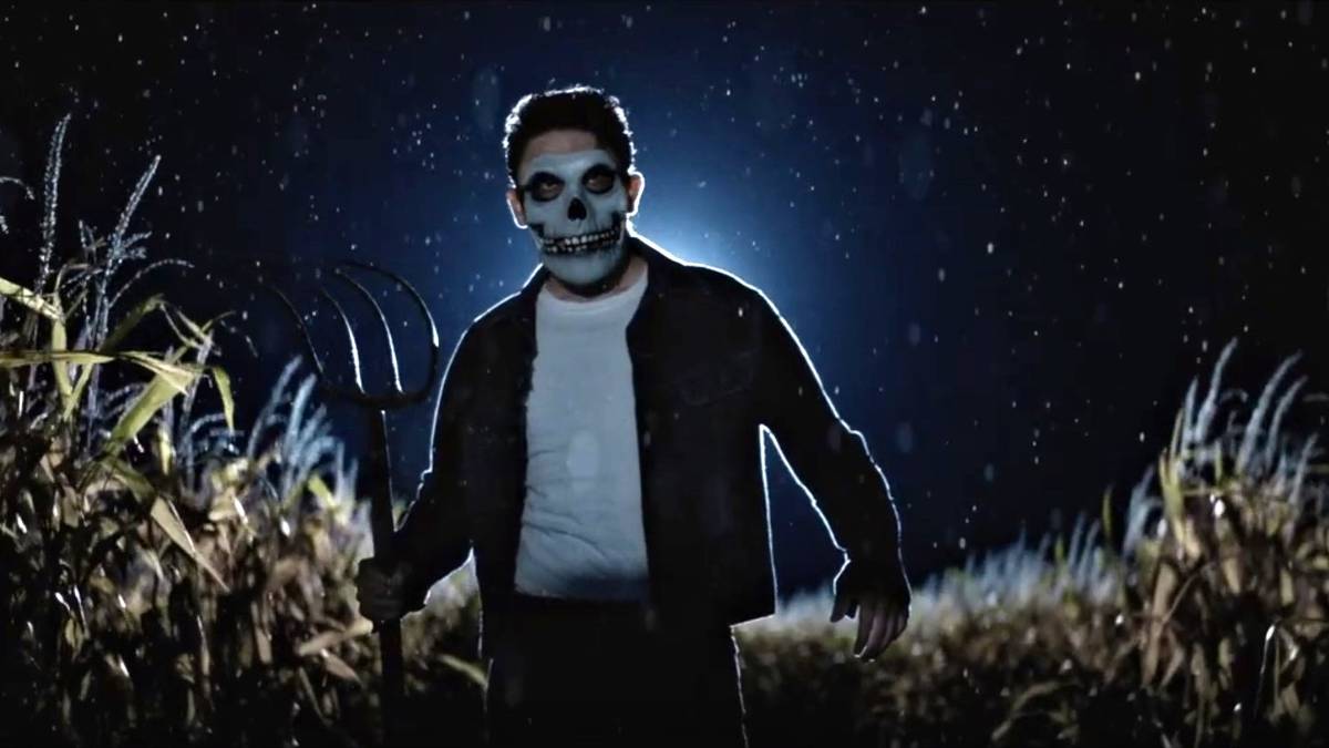 Dark Harvest Trailer Unleashes a Murderous Scarecrow on Friday the 13th
