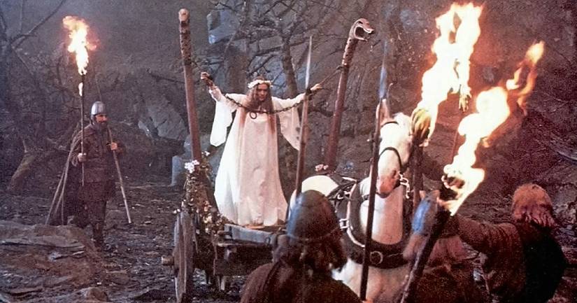 16 Classic Movie Damsels in Distress