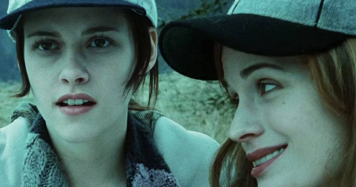 Twilight Director Dishes on Iconic Baseball Scene, Vampire Film ...
