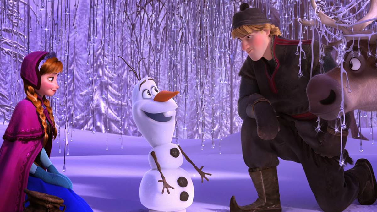 Josh Gad Says 'Frozen 2's Original Olaf Death Scene "Traumatized" Kids