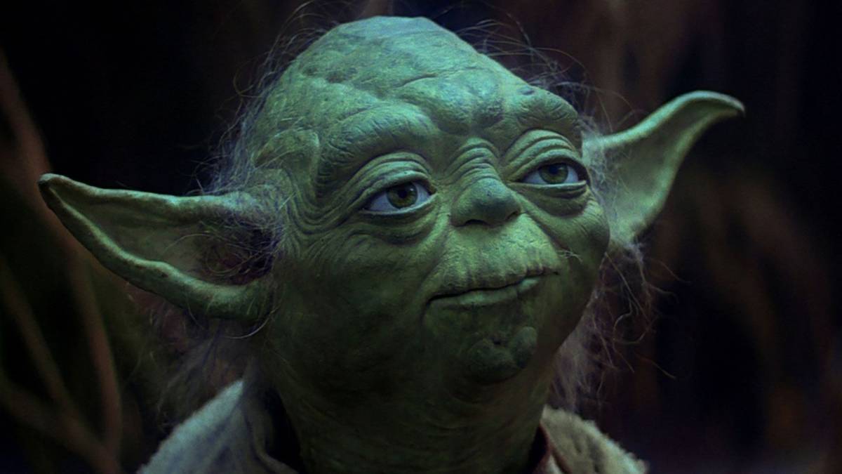 John Lithgow Remembers Playing Yoda in 'Star Wars: The Empire Strikes Back'