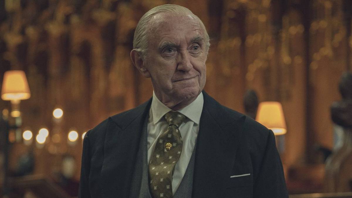 Crown Star Once Apologized to Princess Anne For Portraying a Prominent ...