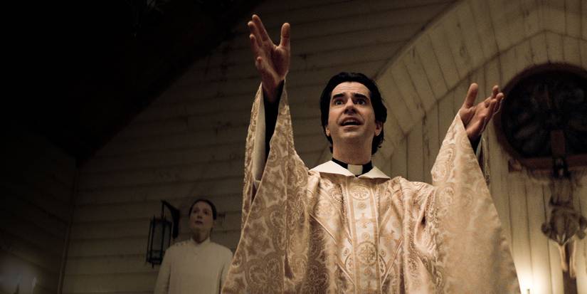 Mike Flanagan's Must-Watch Netflix Horror: 'Midnight Mass'