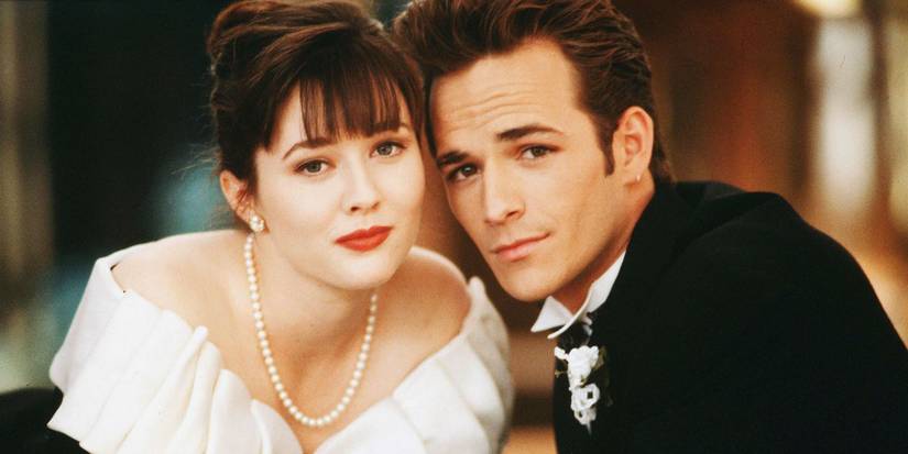 How to Watch the Beverly Hills 90210 Franchise (Including Key Episodes)