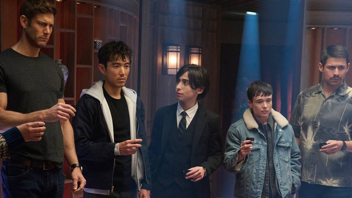 ‘Umbrella Academy’ Star Reflects On Lila & Five's Controversial ...