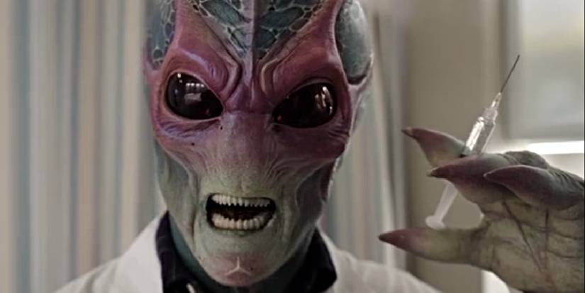 How Alan Tudyk's Sci-Fi Series 'Resident Alien' Came Back from the Dead