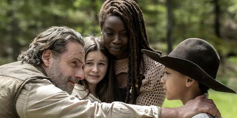 10 Biggest Reveals From The Ones Who Live Finale