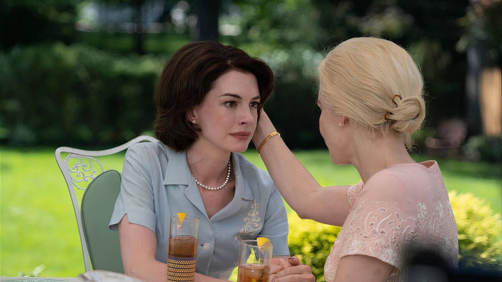 Amazon Picks Up Anne Hathaway S Trad Wife Thriller Yesteryear