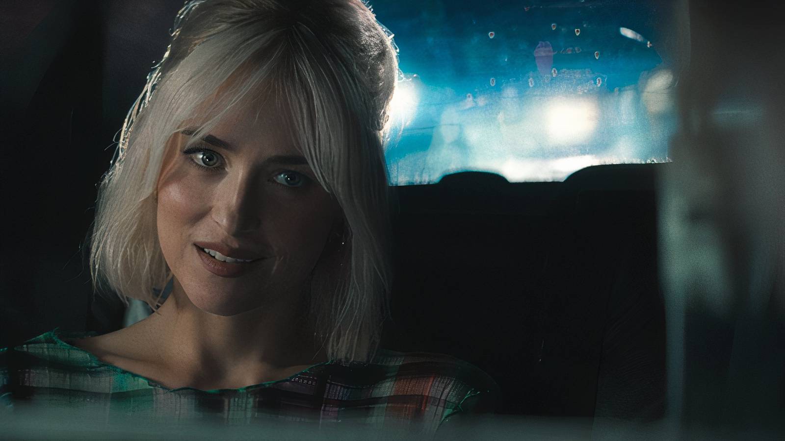 Daddio Review: Dakota Johnson & Sean Penn's Steamy Taxicab Confessions