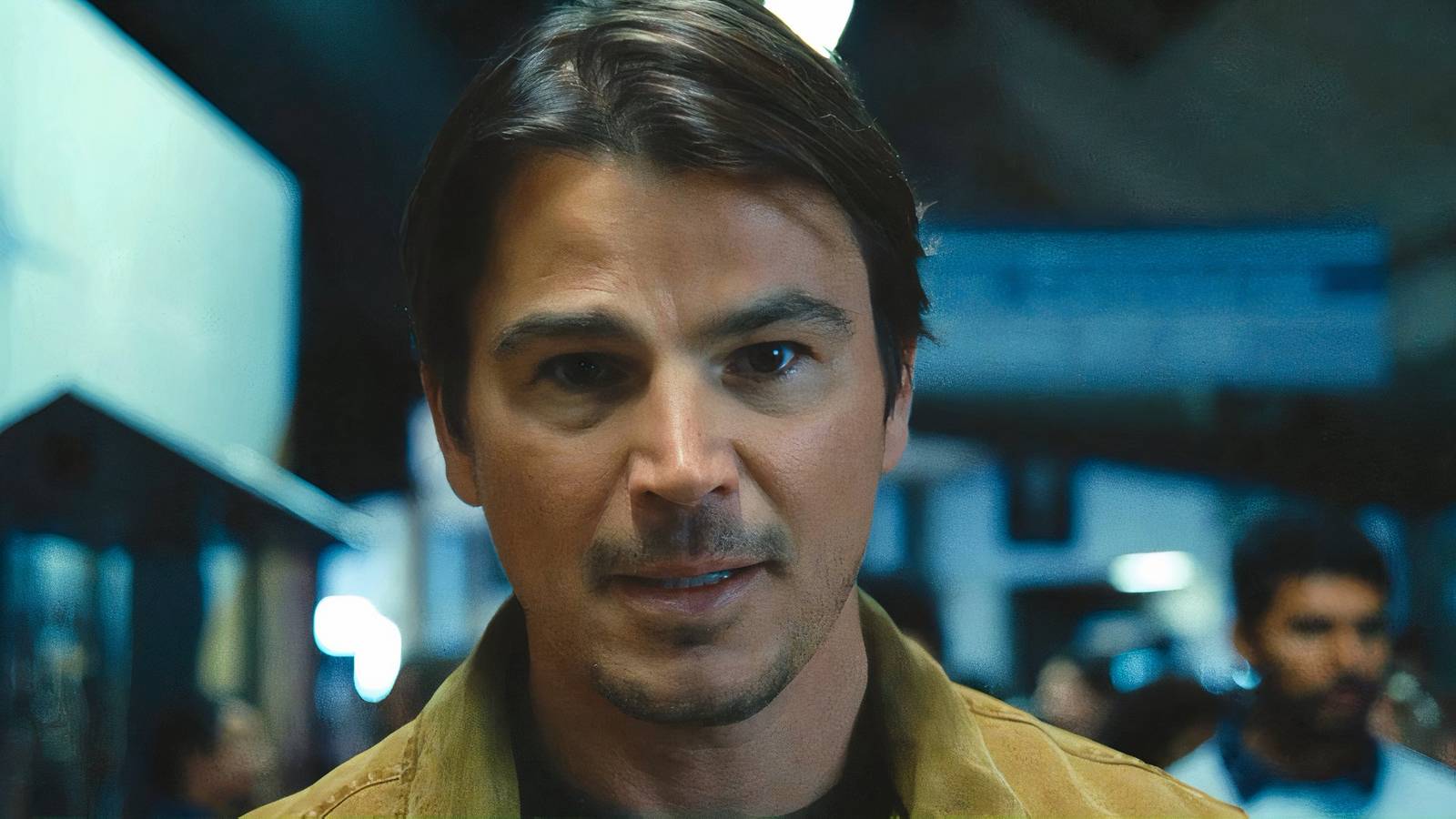 Trap Star Josh Hartnett Studied Serial Killers for M. Night Shyamalan's ...