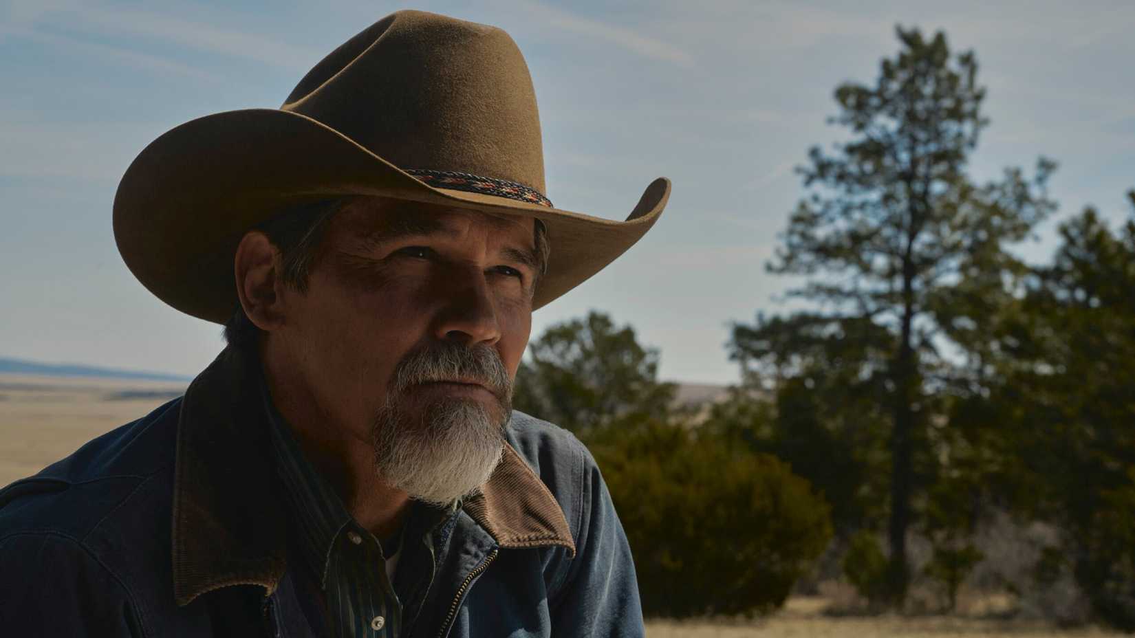 Josh Brolin's Sci-Fi Western That's 'Yellowstone' Meets 'Twilight Zone ...