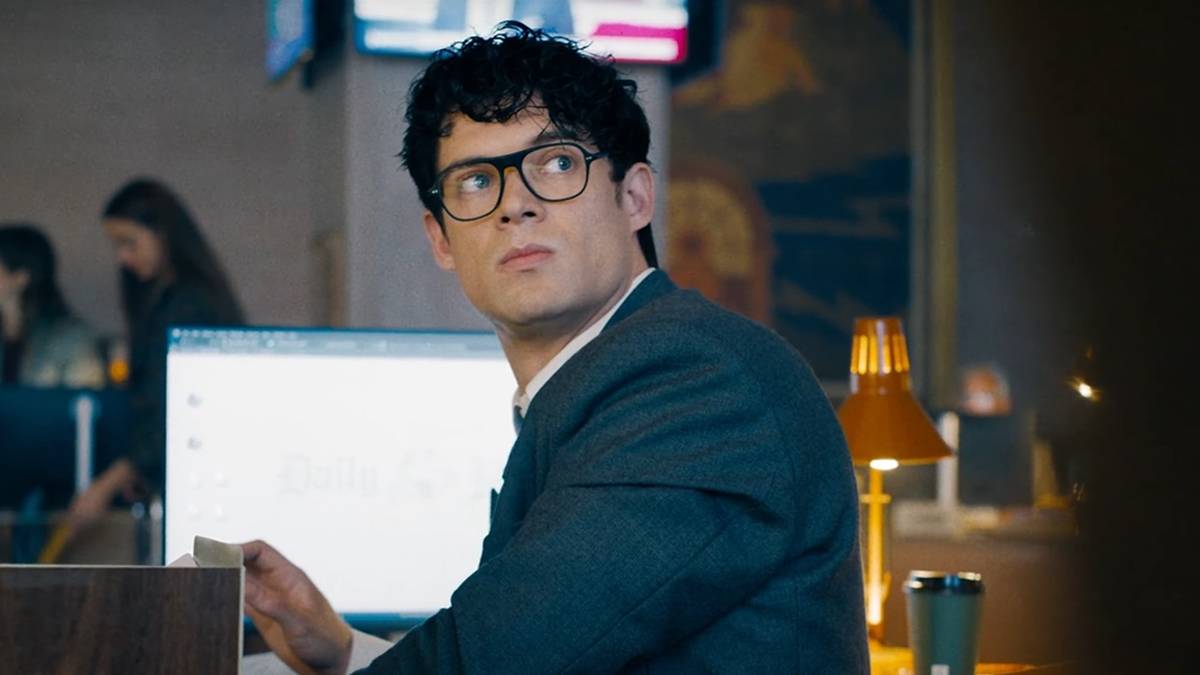 'Superman' New Look Shows off David Corenswet as Clark Kent & the Man ...