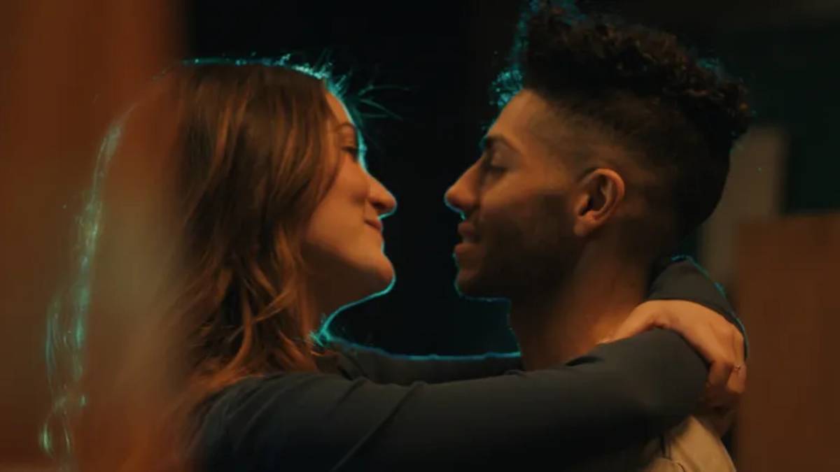 'Wish You Were Here' Review: Bring Tissues to Julia Stiles' Film