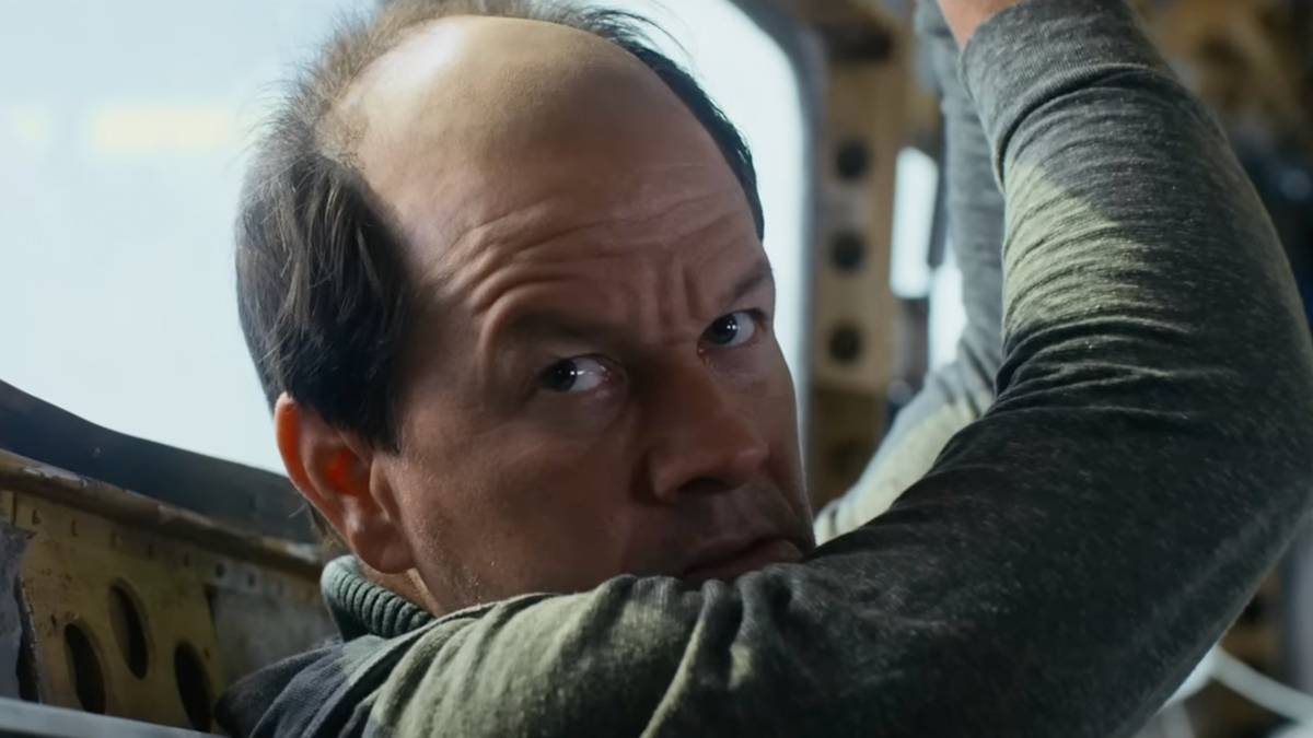 Mark Wahlberg's 'Flight Risk' Reviews & Rotten Tomatoes Score Tease ...