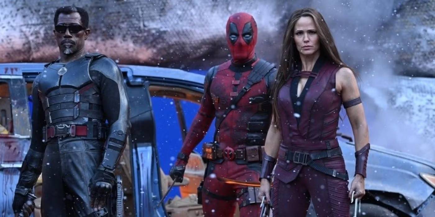 Ryan Reynolds is Writing a New Deadpool Project But Says Joining the Avengers Would Kill the ...