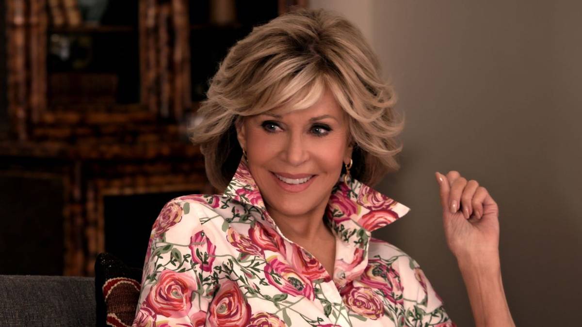 Jane Fonda Gives Fiery Speech At 2025 SAG Awards: "Empathy Is Not Weak"