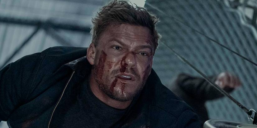 Dennis Quaid Praises Alan Ritchson in Netflix Action Thriller 'War Machine'